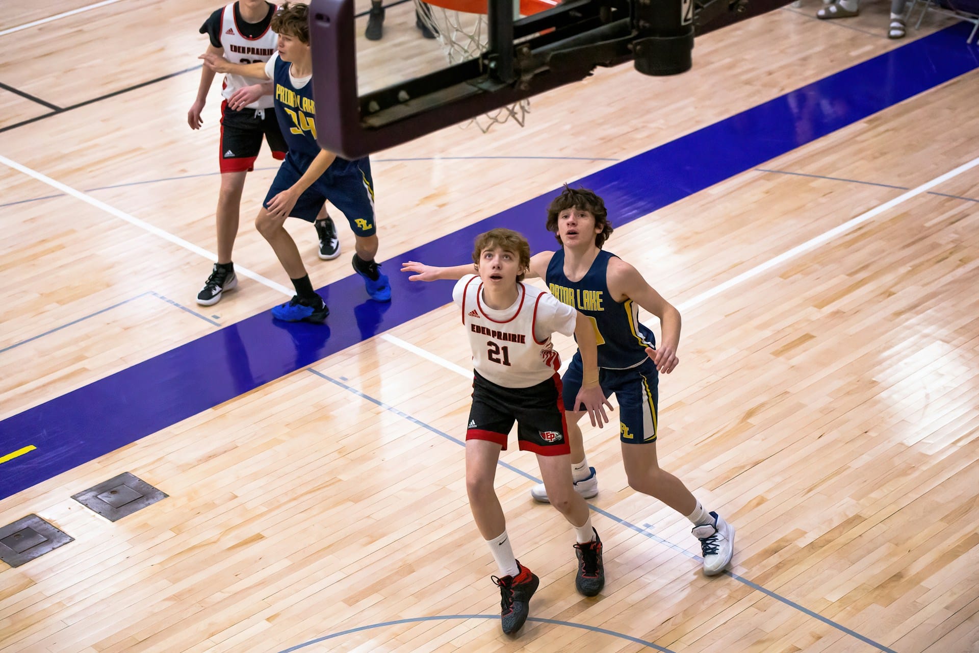 3 Great Basketball Drills to Elevate Your Team's Performance - Teach Hoops